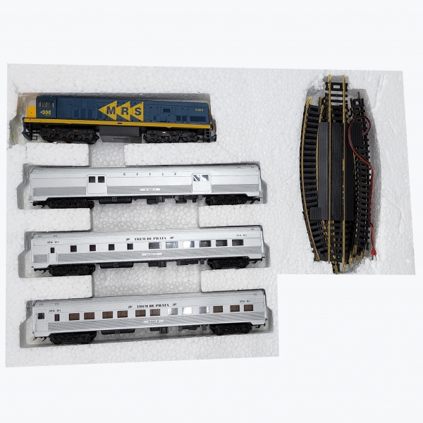 Mirax Hobbies - DEVALUADO FRATESCHI 6504 PASSENGER TRAIN SET TREM DE PRATA